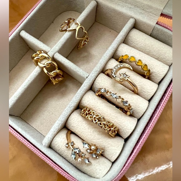 Jewelry | 7 Rings Heart Flower Gold Rings Brand New | Poshmark
